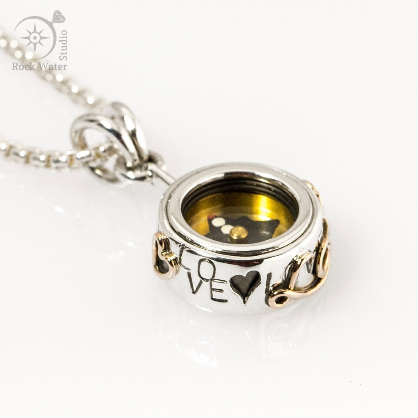 Love Heart Compass Necklace - Rock Water Studio